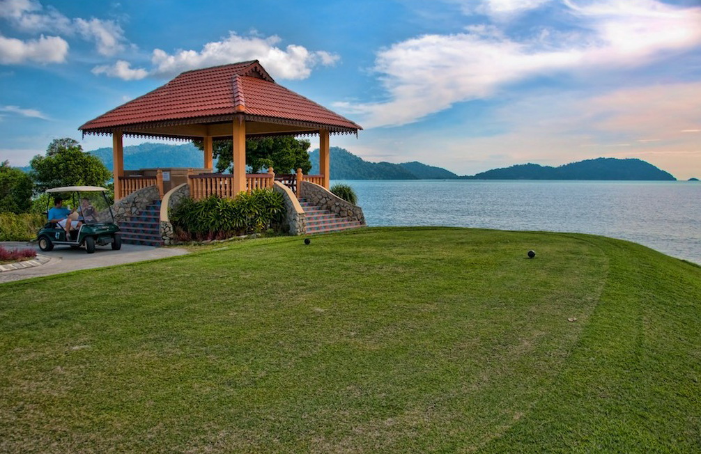 Damai Golf & Country Club | Sarawak Golf Course in Malaysia