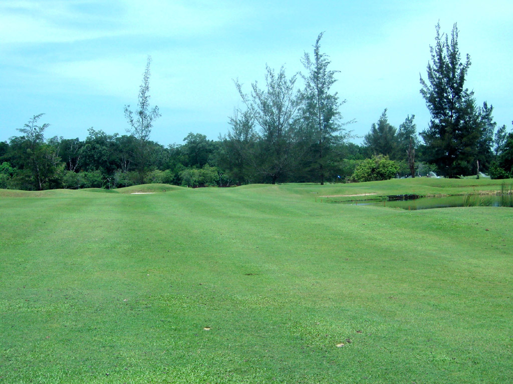 Damai Golf & Country Club | Sarawak Golf Course in Malaysia