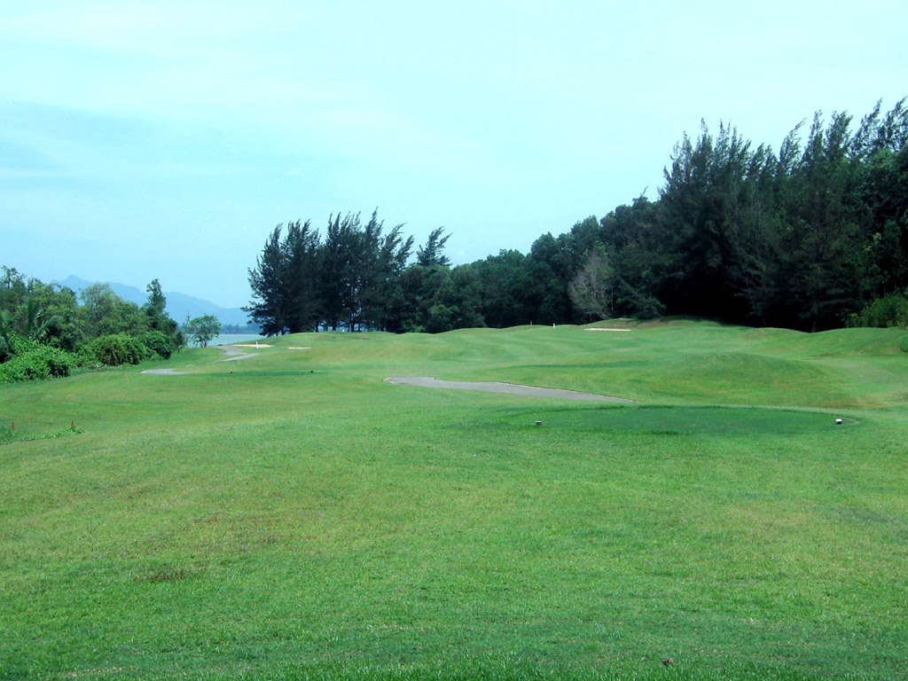 Damai Golf & Country Club | Sarawak Golf Course in Malaysia