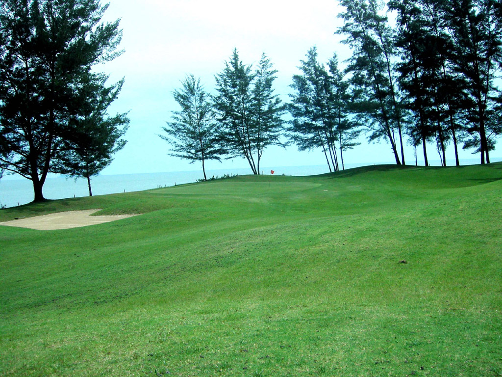 Damai Golf & Country Club | Sarawak Golf Course in Malaysia
