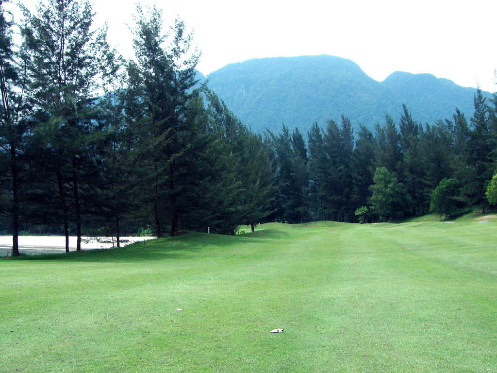 Damai Golf & Country Club | Sarawak Golf Course in Malaysia