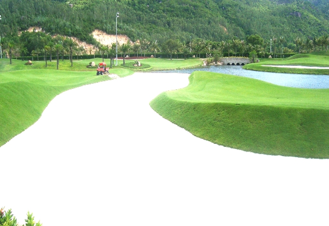 Diamond Bay Golf & Villas in Nha Trang | Vietnam Golf Course