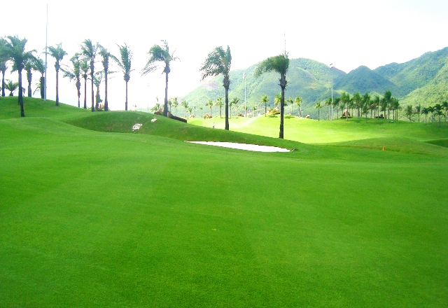 Diamond Bay Golf & Villas in Nha Trang | Vietnam Golf Course