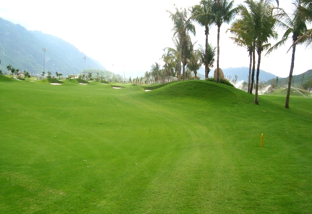 Diamond Bay Golf & Villas in Nha Trang | Vietnam Golf Course