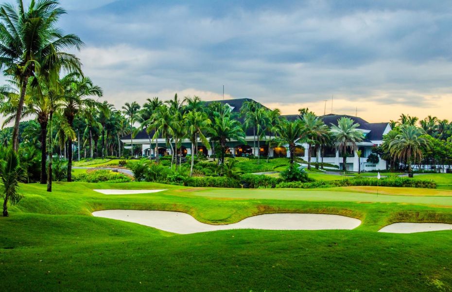 Manila Southwoods Golf & Country Club | Philippines Golf Course