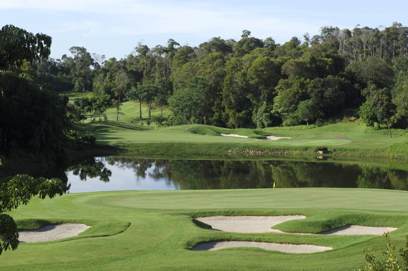 Singapore - Bintan Golf Package | Singapore Golf Holiday