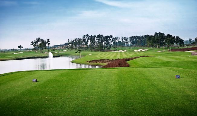 Royale Jakarta Golf Club | Jakarta Golf Course
