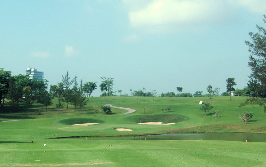 Kelab Golf Sarawak | Sarawak Golf Course in Malaysia